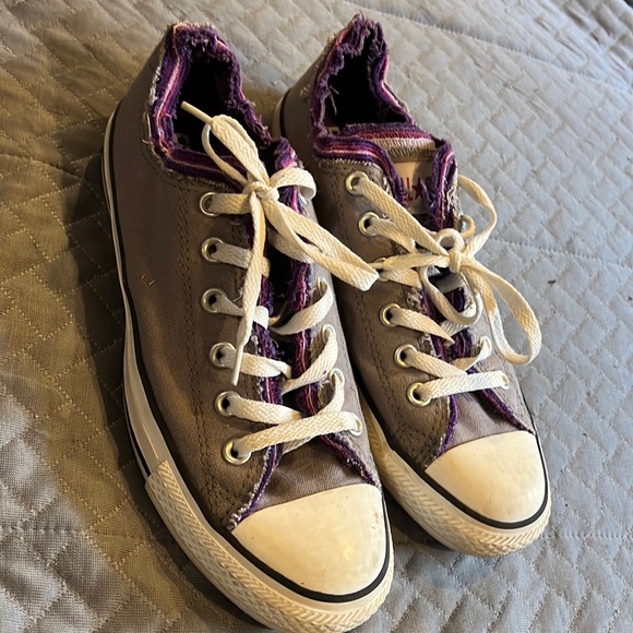 Converse | Shoes | Converse Chuck Taylors Gray And Purple Multi Tongue ...